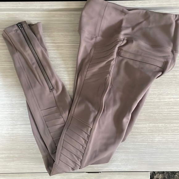 Athleta | Pants & Jumpsuits | Athleta Delancey Moto Tightlegging | Poshmark
